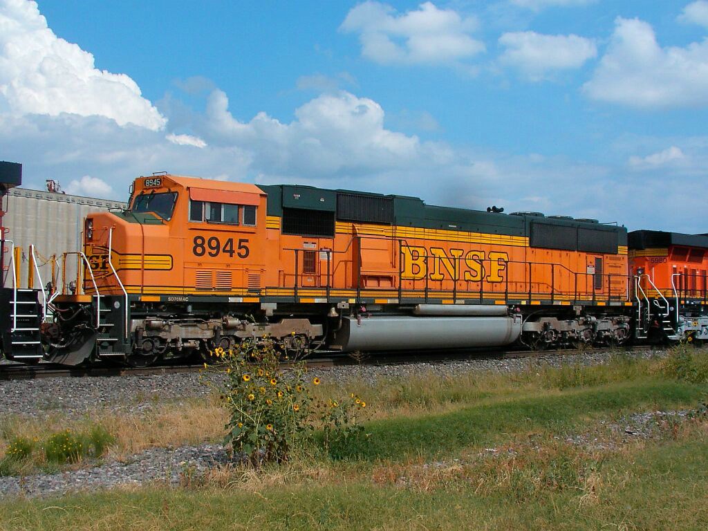 BNSF 8945